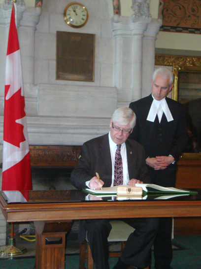David Tilson Sworn In As Dufferin-Caledon M.P.